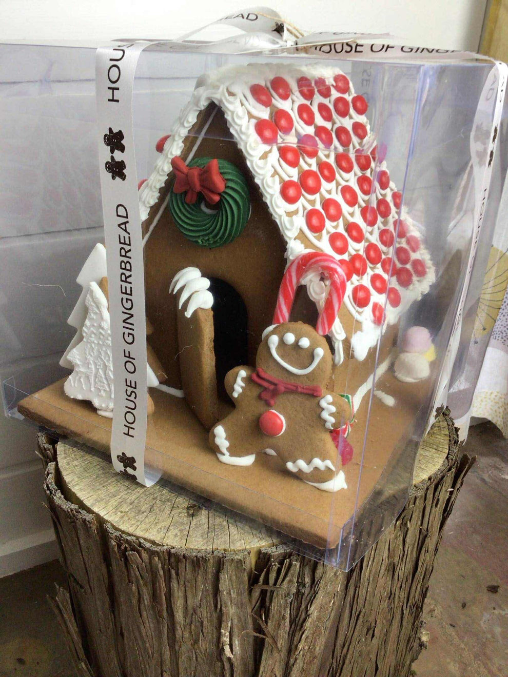 Large house red smarties – House of Gingerbread