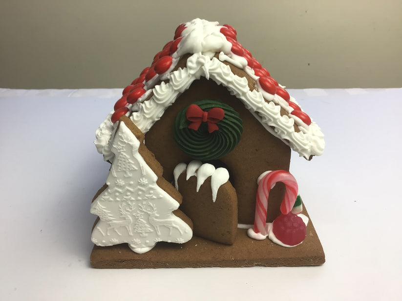 Small house red smarties – House of Gingerbread